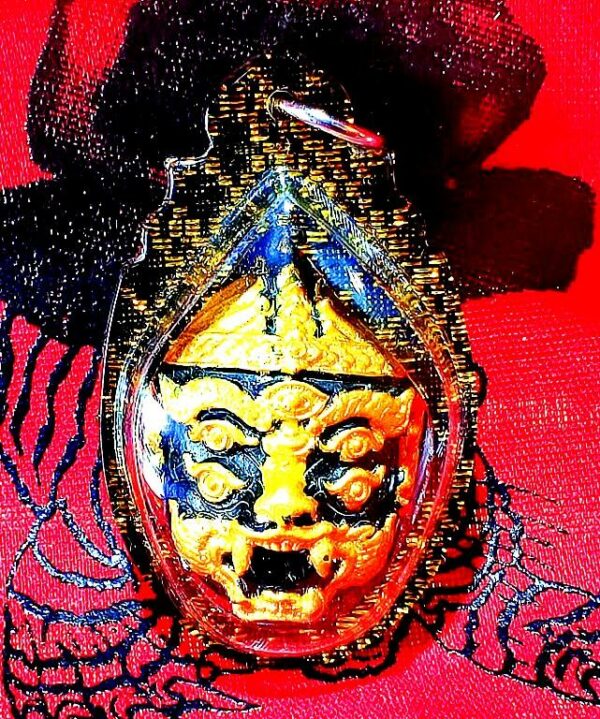 Fortune Thep SiHuHaTa (4ear5eye) - Phra Pirab Occult Specialist