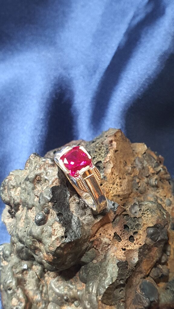 Bright Red Burmese Ruby 3 Carats - Phra Pirab Occult Specialist